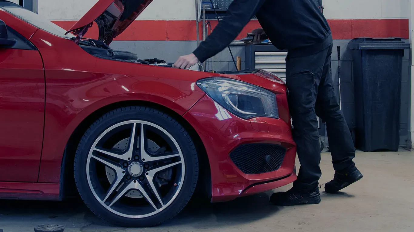 Mercedes-Benz huolto | Aurinkotien Auto Oy